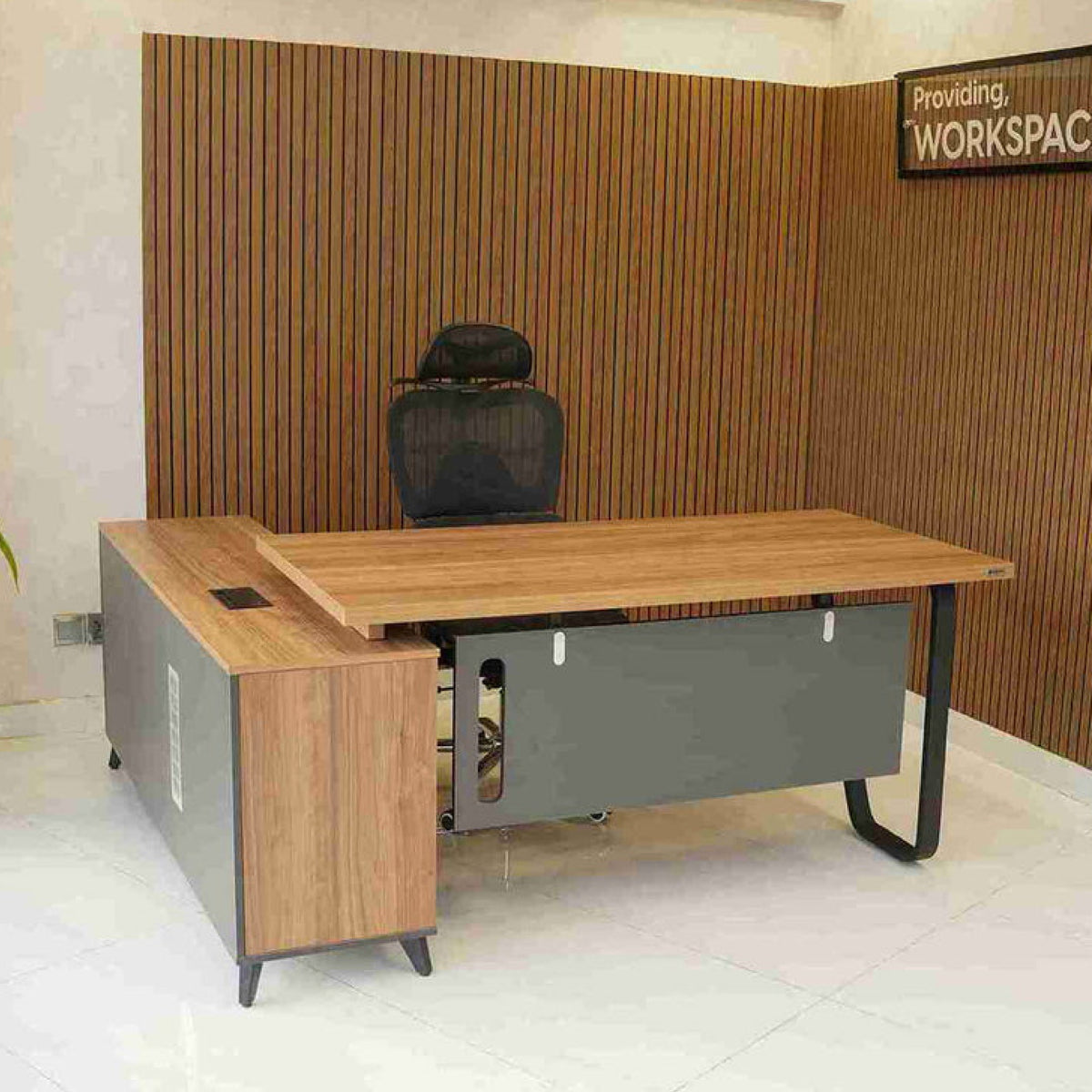 Slyn Manager Desk – Lunar Furniture